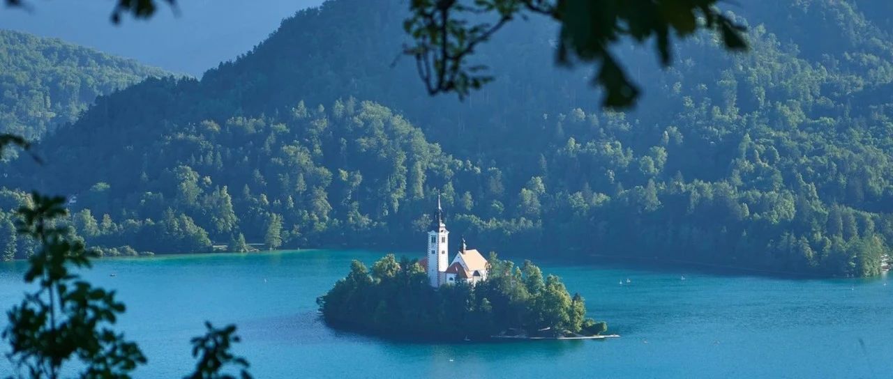 CVPR等顶会论文PDF合集 & CV行业研报与技术报告& 学术会议海报poster大量模板等大量资料限时领取！_3D视觉工坊-商业新知